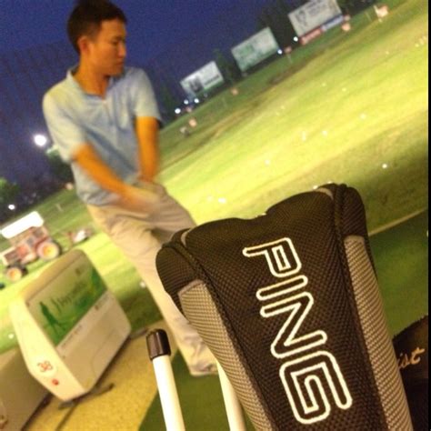 participating golf class