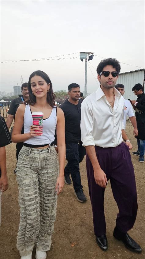 shashank sane spotted ananyapandey siddhantchaturwedi location