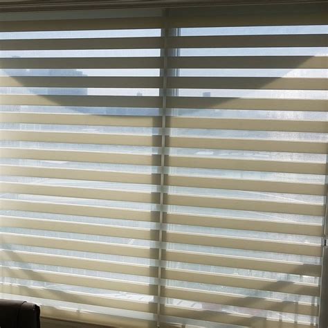 커튼명가창 하남점 송파구 풍납동 극동씨티아파트 103동 거실 메탈릭 리한하우스블라인드카페트러그 Facebook