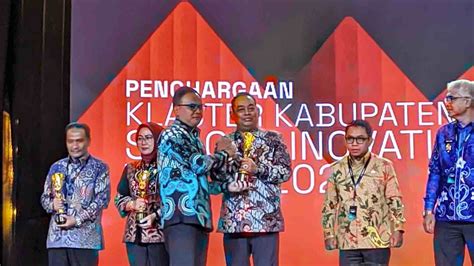 Grobogan Raih Penghargaan Kabupaten Sangat Inovatif Dari Kemendagri