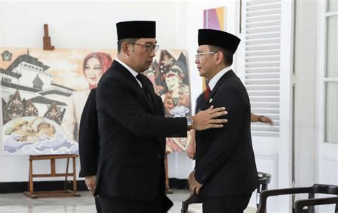 Ini Pesan RK Pada Serahterima Perpanjangan SK Pj Bupati Bekasi Kabar