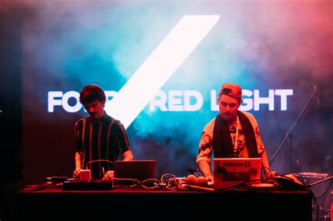 Forró Red Light Fala Sobre Lançamento Do Novo Ep Referências E Mais