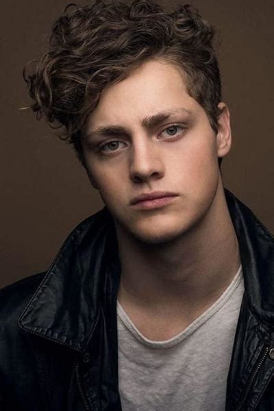 Steffan Argus About Entertainment Ie