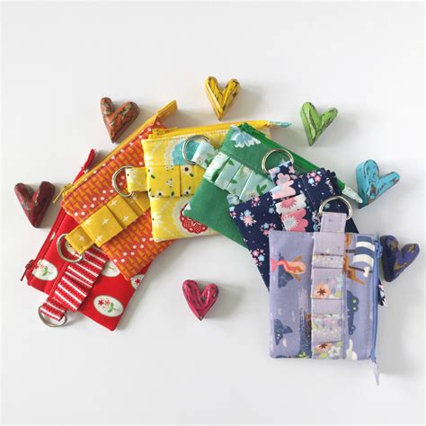 Mini Zipper Pouch With Pleated Ruffle Pattern Ameroonie Designs