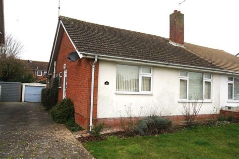 Quantock Road Worthing 2 Bed Semi Detached Bungalow £325000