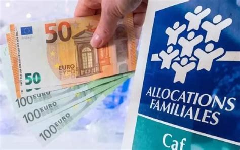 Aides CAF qui peut toucher le complément familial quand et comment