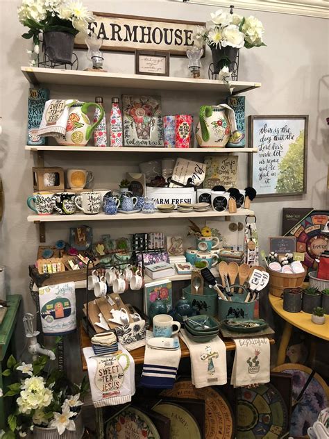 Trader Ricks For The Artful Woman Womens Clothing Store Fort