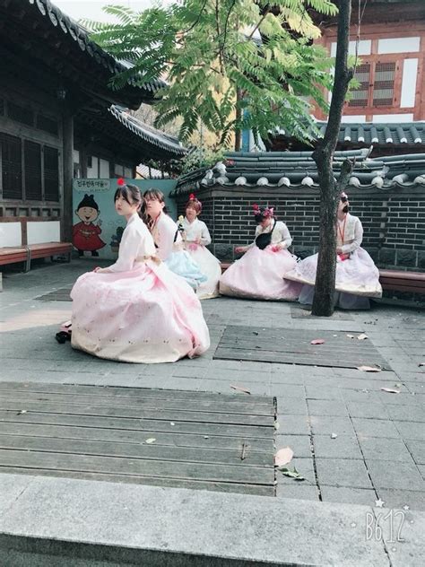 Ghim Của Ngọc Maiii Đặng Trên 그리고