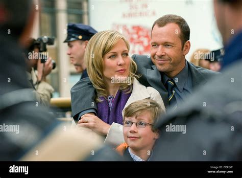 Blue Bloods TV Series 2010 USA 2010 Season 1 Donnie Wahlberg
