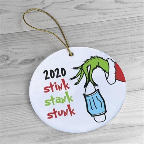 ý tưởng christmas decor grinch để tạo không khí Giáng sinh vui nhộn của Grinch