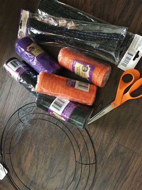 Diy Mesh Dollar Tree Halloween Wreath Artofit