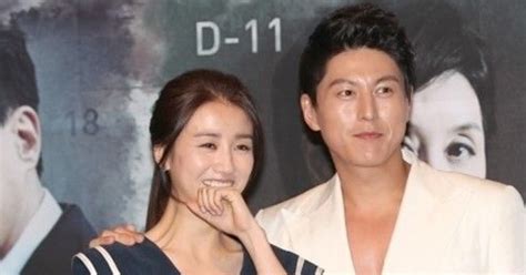 류수영♥박하선 1월 결혼해요정유년 첫 스타부부공식