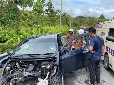 Man Injured After Car Collides With Mpv At Jalan Song Kapit
