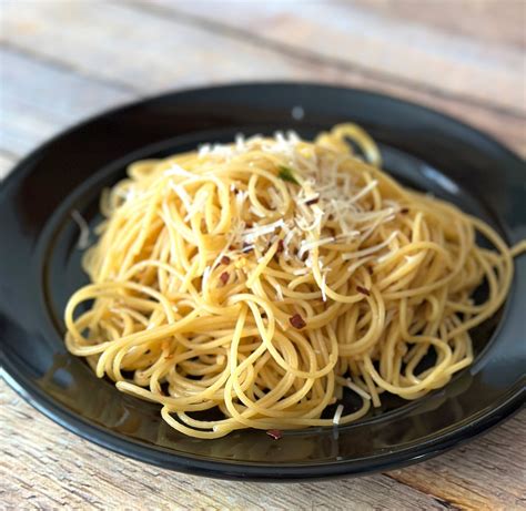 Asian Garlic Noodles Recipe Thrift And Spice
