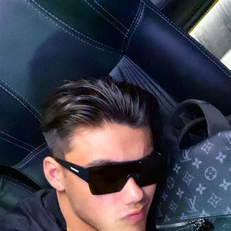 Now United Bailey May Lançou Um álbum Solo Antes De Entrar No Grupo