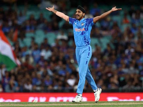 fans have right to express their love and anger arshdeep singh