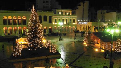 Η ΠΑΤΡΑ ΤΑ ΧΡΙΣΤΟΥΓΕΝΝΑ Drone Christmas In Patras Aerial View