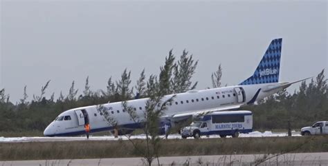 Un avion atterrit sans train d atterrissage avant fénoweb