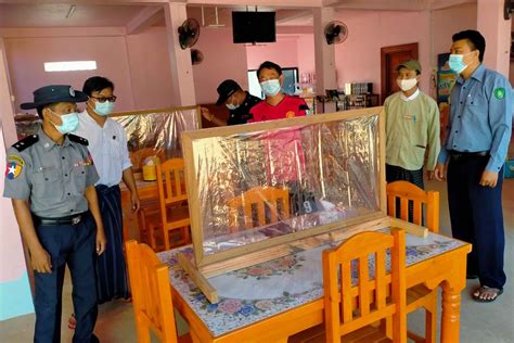 မိုင်းယုမြို့၌ စားသောက်ဆိုင်နှင့် လက်ဖက်ရည်ဆိုင်များအား ပါဆယ်စနစ်ဖြင့်သာ ရောင်းချရေး ဆက်လက် ကွင