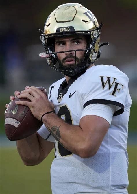 Wake Forest Qb Sam Hartman Wins Accs Brian Piccolo Award Chatham