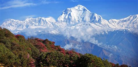 Hiking In The Annapurna Foothills Of Nepal Luxury Nepal Itinerary