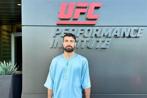 Farid Basharat Faces Kleydson Rodrigues At Ufc Paris Asian Mma