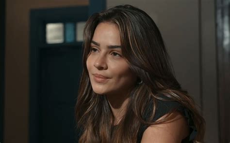 Renascer Sandra tem ideia que vai acabar felicidade da mãe saiba