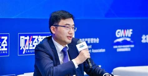 刘小军担任重庆发展投资董事长，历任中信信托副总经理等职务！腾讯新闻