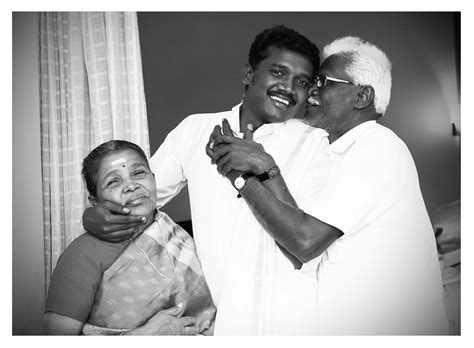 ‘கர்ணன் பட இயக்குனர் மாரி செல்வராஜ் குடும்பத்தை பார்த்துள்ளீர்களா