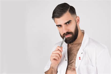 Vidéo Dr Naked vous dit tout sur la sodo Jock life