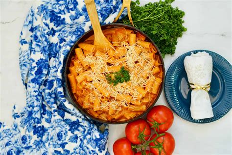 Easy Pasta Alla Vodka Recipe Hispana Global