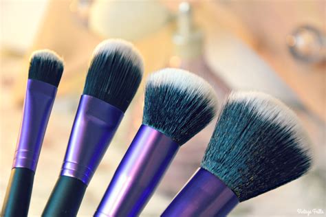 Brushworks Budget Friendly Make Up Brushes Vintage Frills