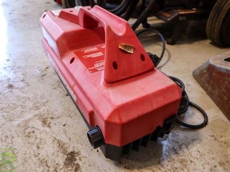 Coleman Powermate Pw0711100 Pressure Washer 1100 Psi Electric