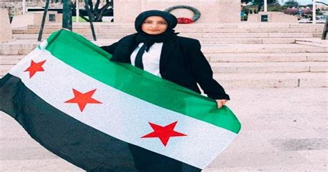 طالبة سورية تحصد المرتبة الأولى على دفعتها بجامعة “أكسفورد” البريطانية