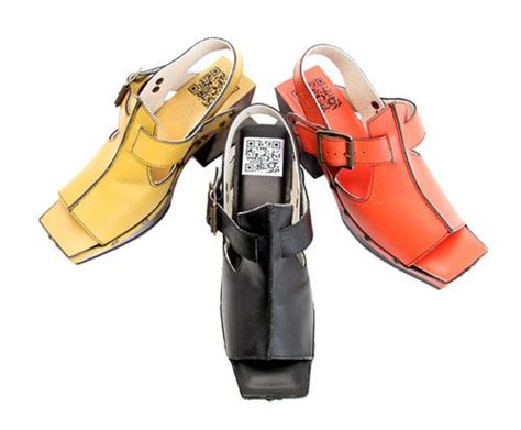 Qr Your Shoe Size Qr Code Shoes Fluevog