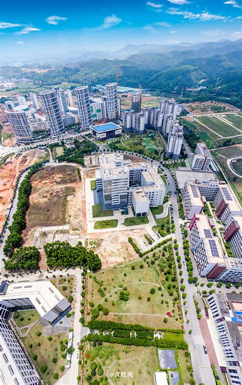 广西艺术学院相思湖校区黄贱溅 站酷zcool