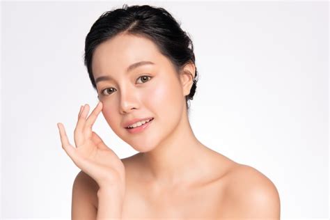 Cara Memilih Skincare Untuk Kulit Sensitif Yang Tepat
