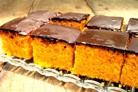 Bolo De Cenoura Com Cobertura De Chocolate Fácil 315