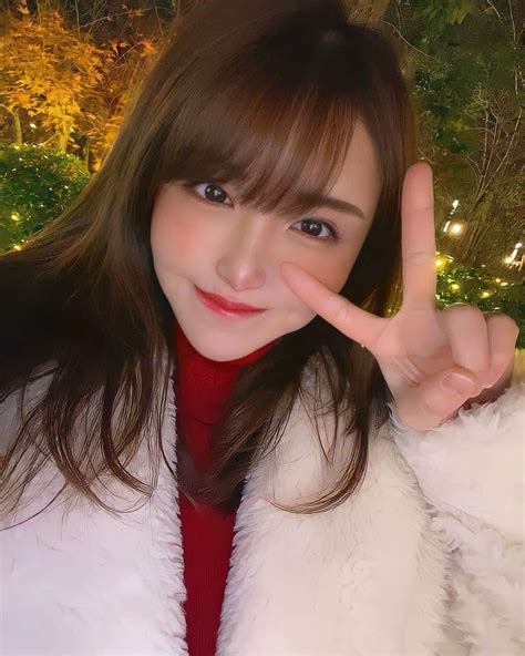 ほのかさんのインスタグラム写真 ほのかinstagram「 2023年🎍 明けましておめでとう御座います。 とんでもなく自由に