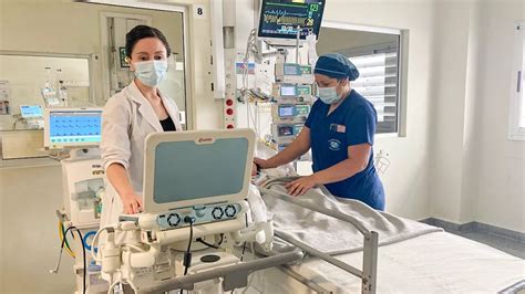 Noticia Los médicos intensivistas cumplen un rol fundamental en la atención de pacientes críticos
