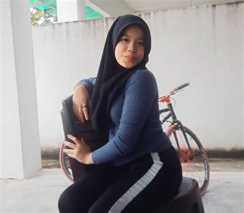 Budak Sekolah Rina Wattpad