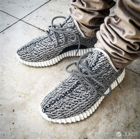 Yeezy Boost 350 穿搭重點！ 第2頁 Juksy 街星