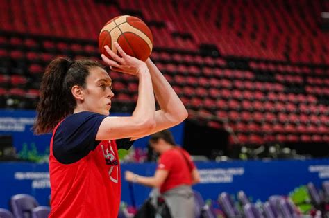 Breanna Stewart Is The Wnbas Biggest Free Agent Will She Return To Her Home State