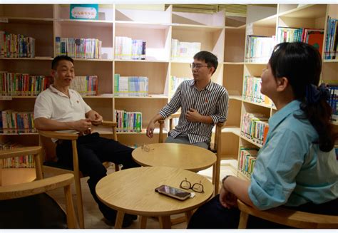 海运学院党委深入黄埔区图书馆文冲街分馆开展海洋馆科普主题党日活动 航运学院