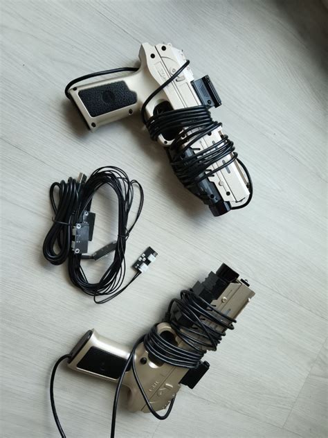 2 Gun4ir Light Gun Hobbies And Toys Toys And Games On Carousell