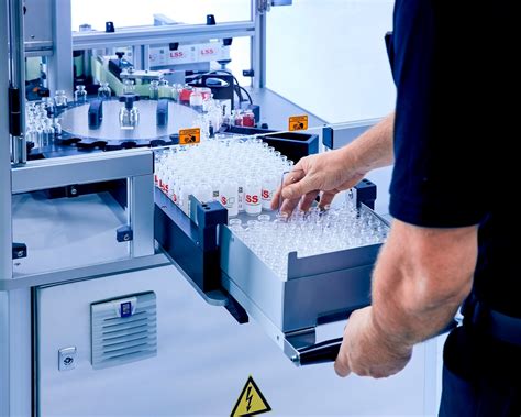 Vial Labelling Automatic Labelling Solutions