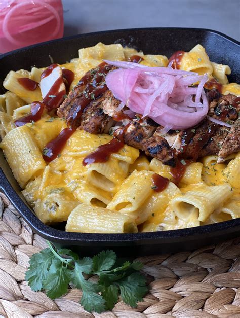 Bbq Smoked Chicken Mac And Cheese Seasoned To Taste