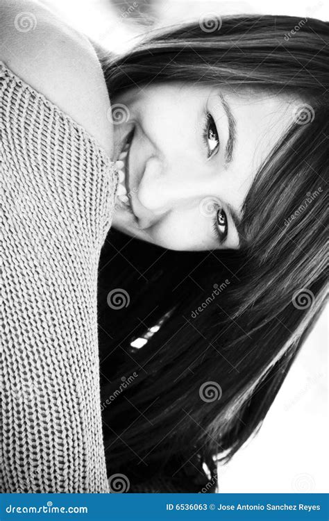 Mujer Sensual Feliz Imagen De Archivo Imagen De Contemplar 6536063
