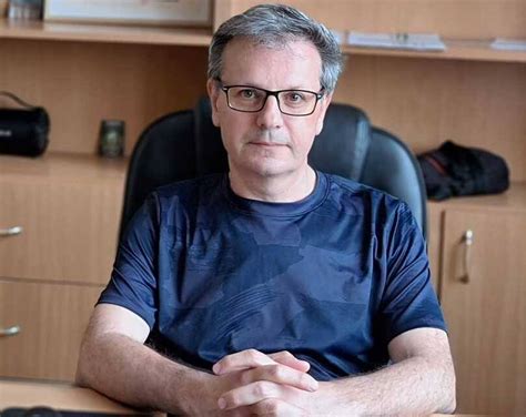 Великотърновски Интервю с доц д р Ивайло Дончев декан на Факултет