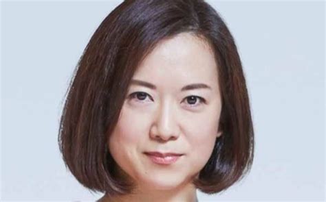 ビールのcmであわや全裸、無頼の夫に振り回されて「芸能マスコミ最後のベール」和久井映見（52）の謎めいたプライベートのすべて 文春オンライン